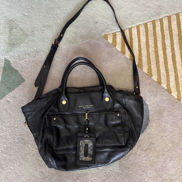 Marc By Marc Jacobs | Bags | Marc Jacobs Black Leather Purse With Gold ...